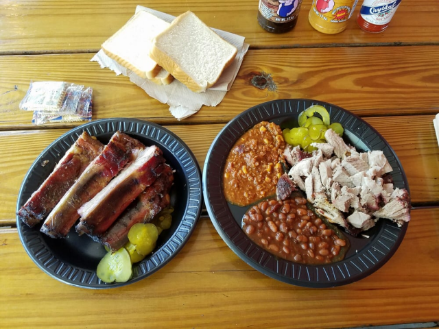 About Phil's BBQ Alabama
