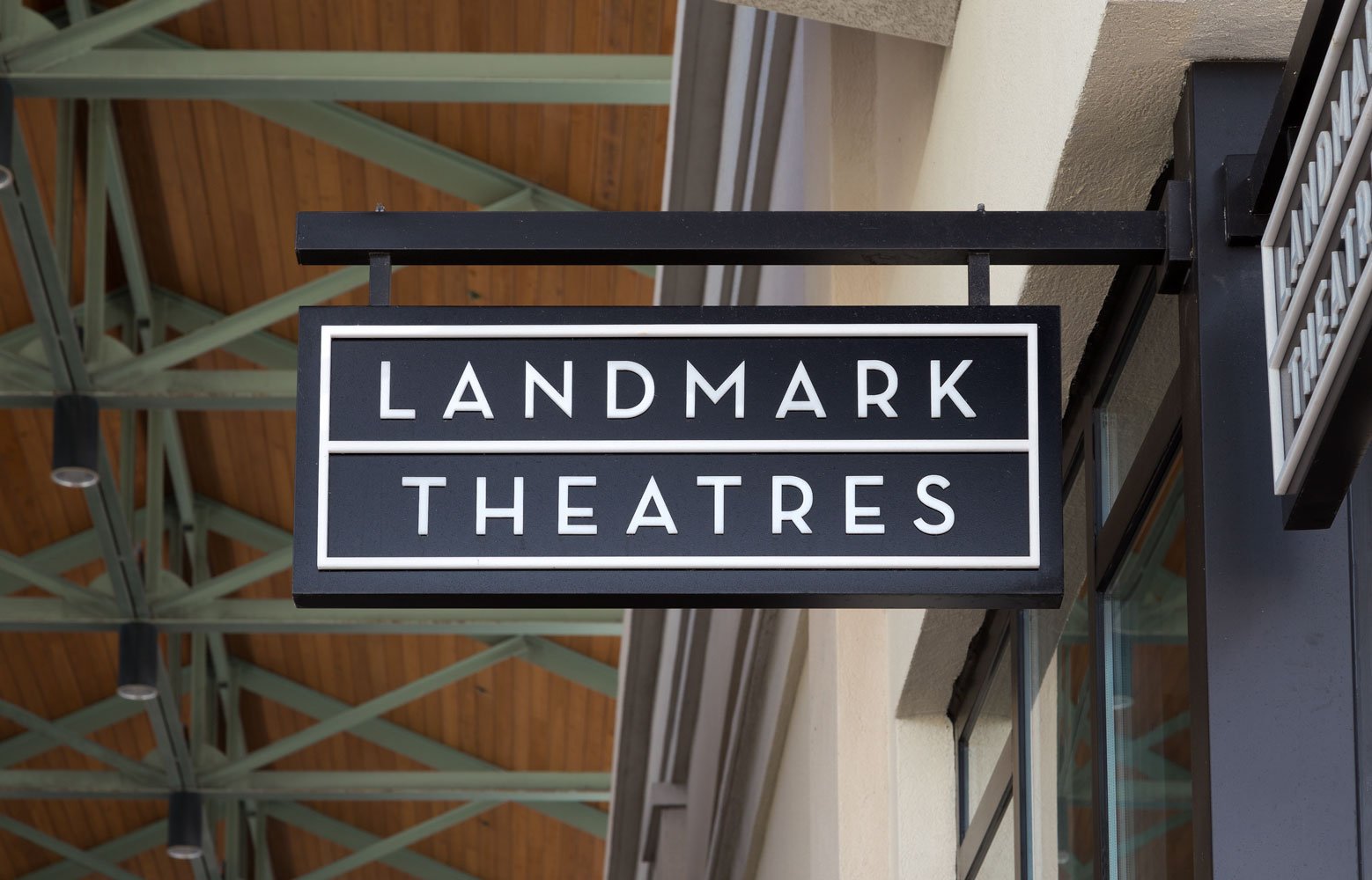 Custom Signs – Lexington, KY – ISG