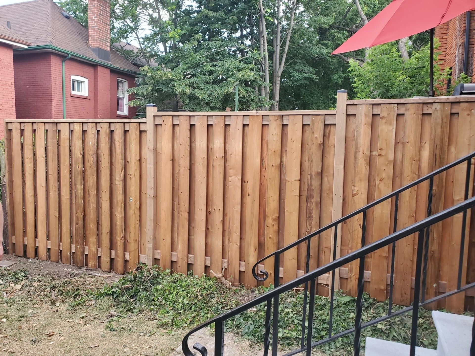 Davis Fences | Wood Fences | Hamilton & Burlington