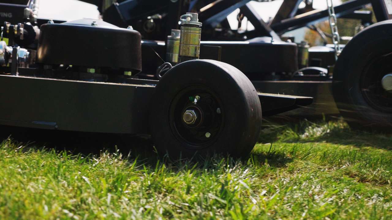 XR700 Finish Mower | Pull Behind Mower | Lastec Mowers