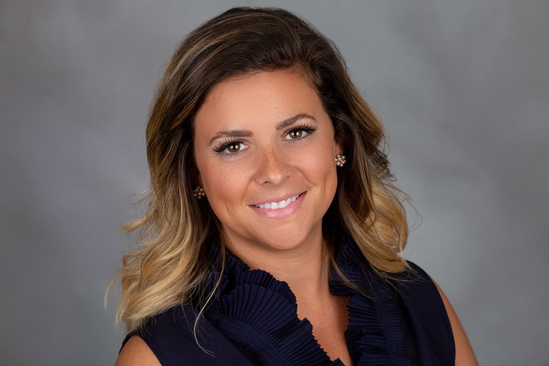 Make a Lasting Impression with Professional Portraits!