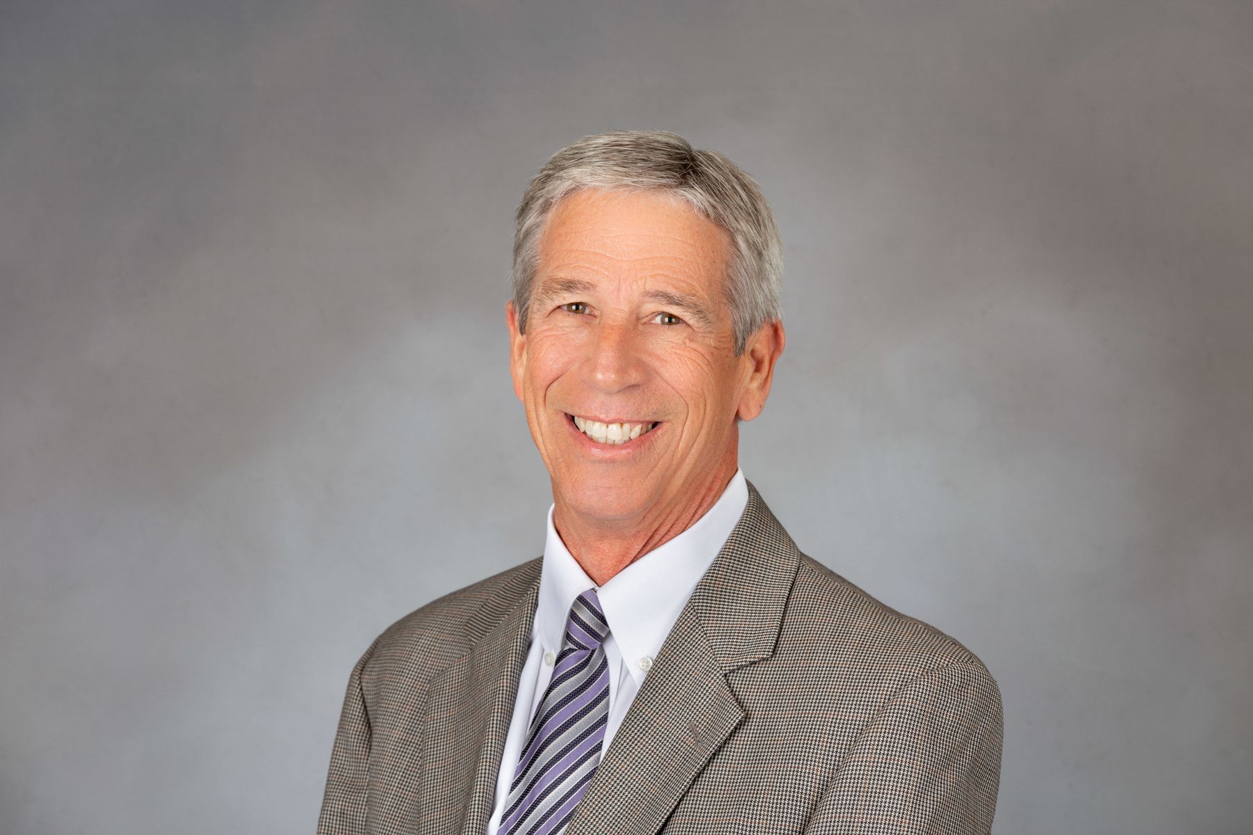 Make a Lasting Impression with Professional Portraits!