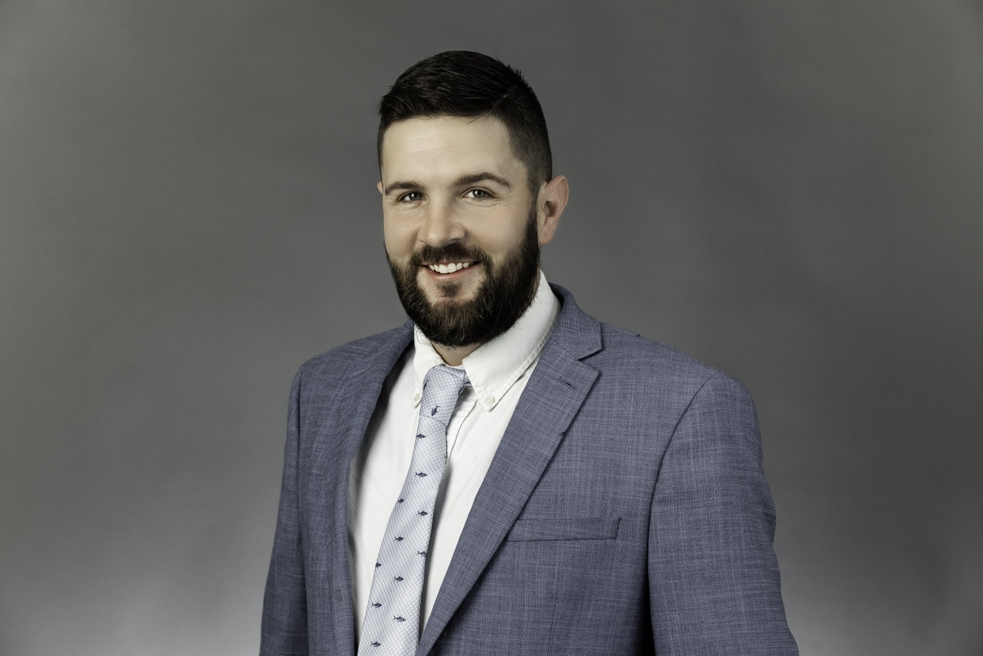 Make a Lasting Impression with Professional Portraits!
