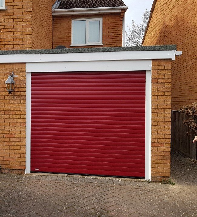 Garage door technicians | Complete Garage Doors (Halesowen) Ltd