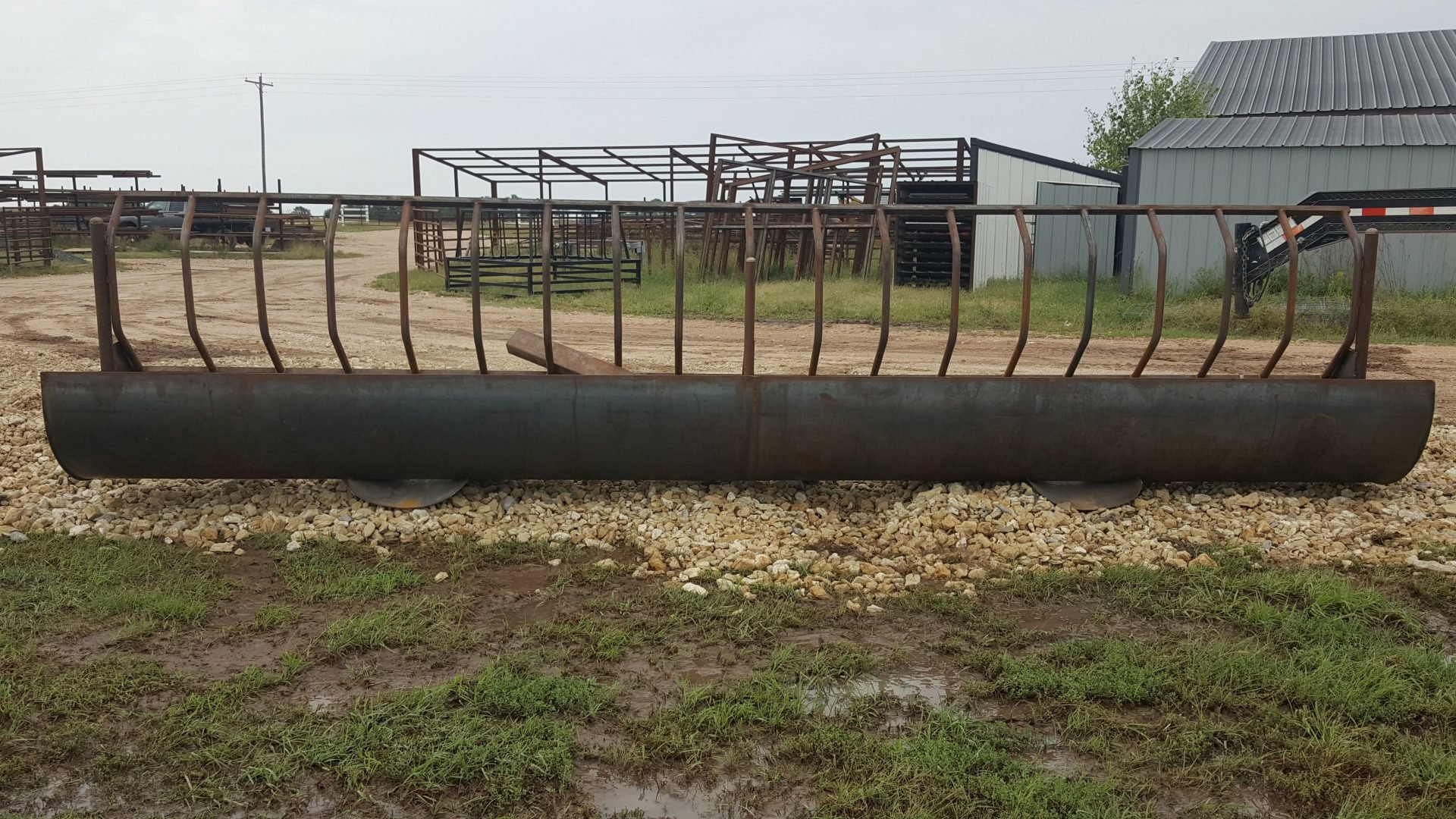 Bunk and Line Feeders