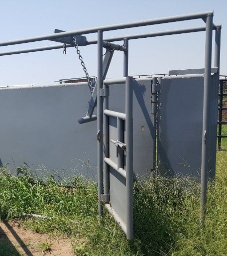 Adjustable Cattle Alley