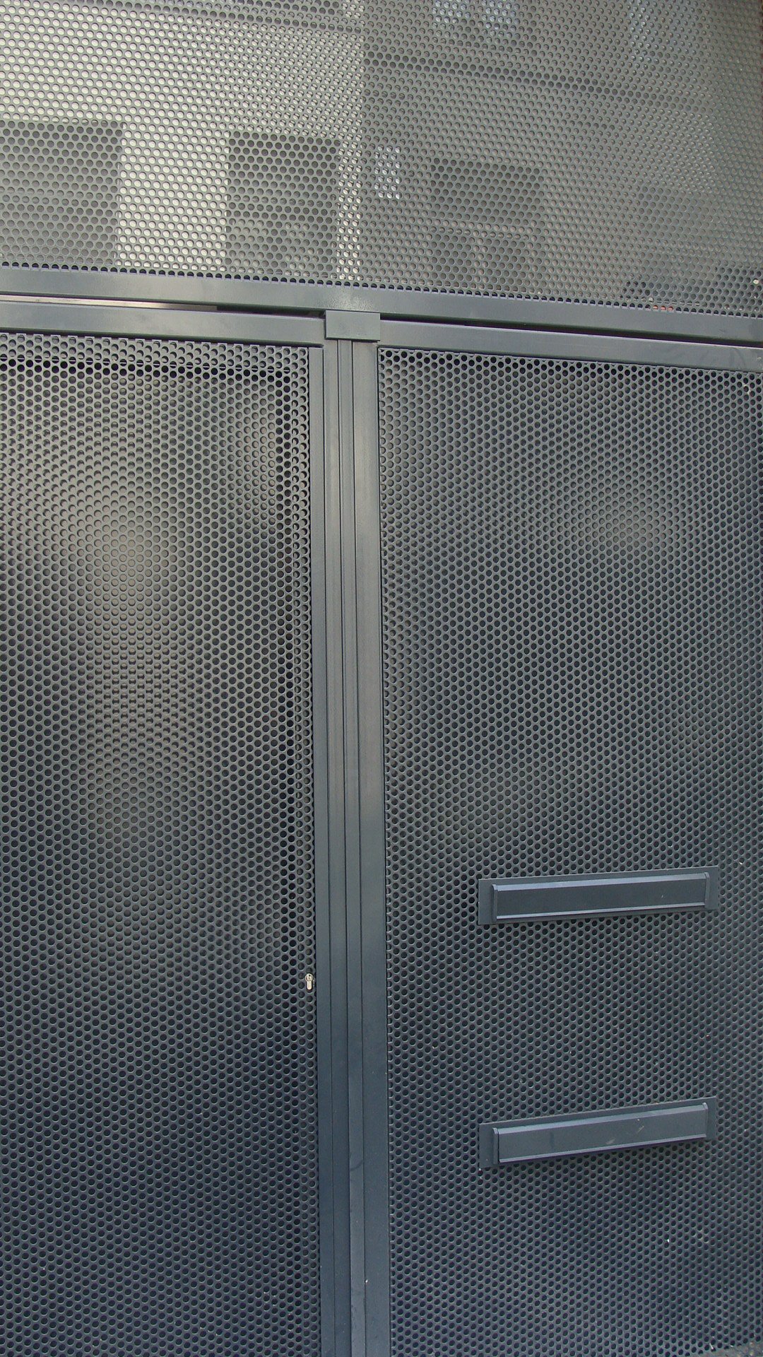 Portes métalliques intérieures sur mesure