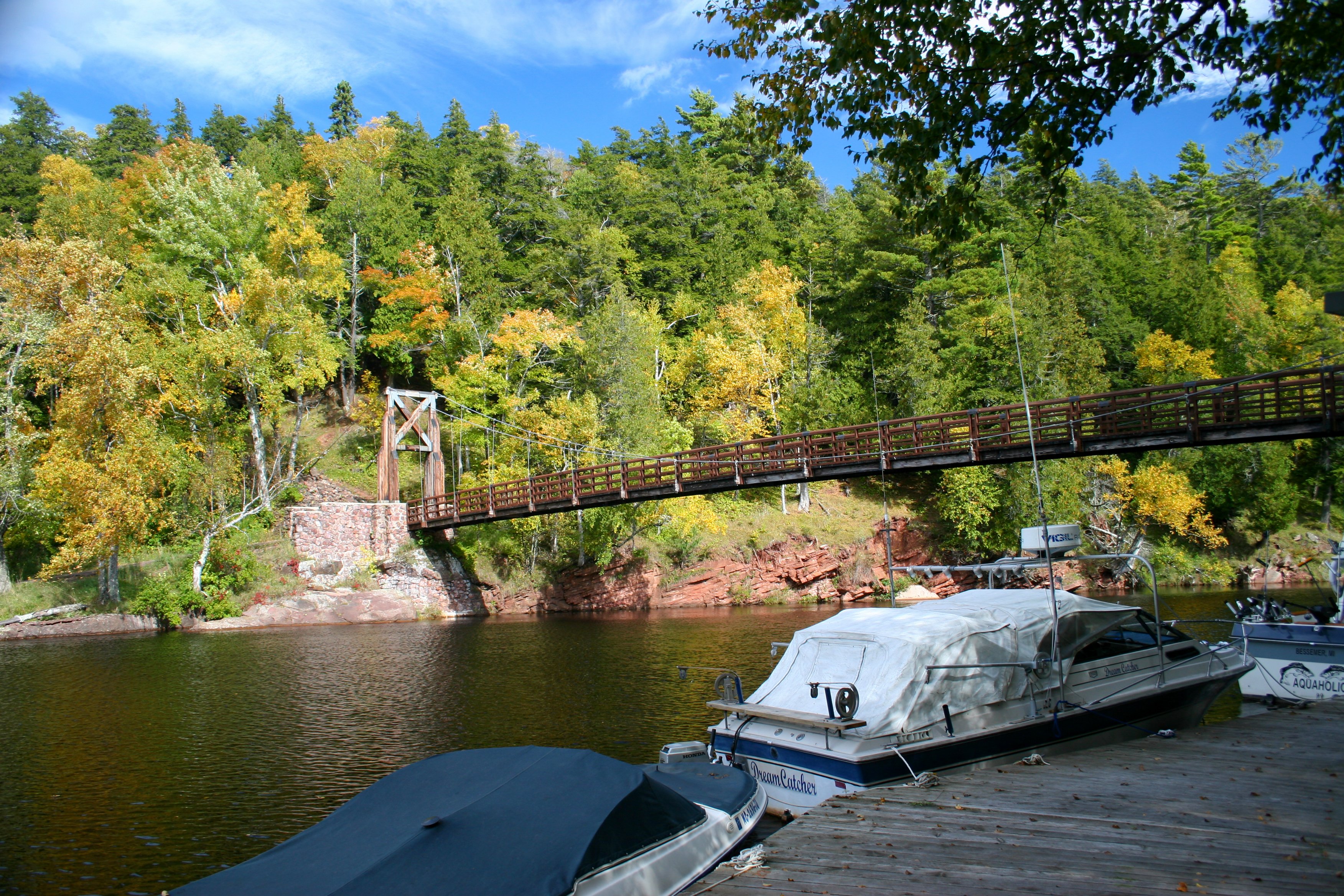 Bluffs Inn Bessemer, Michigan
