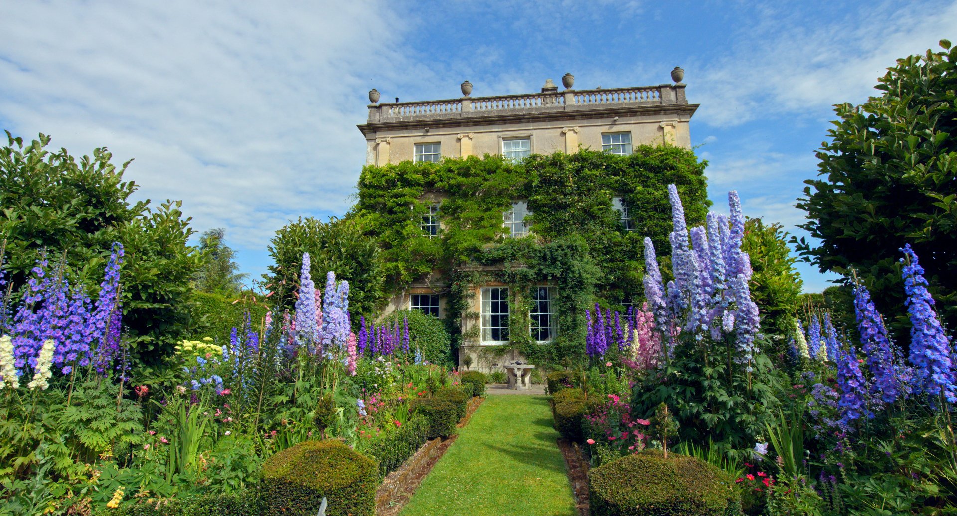 Six of the most beautiful gardens in the Cotswolds
