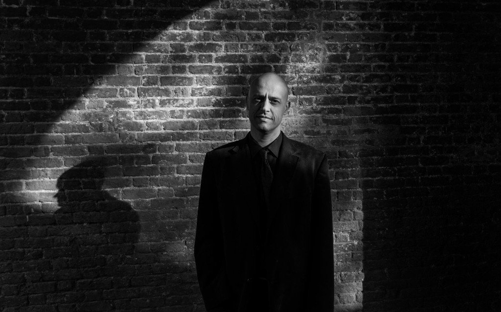 Viv McLean - piano - concert diary - Worldwide Artists Ltd.
