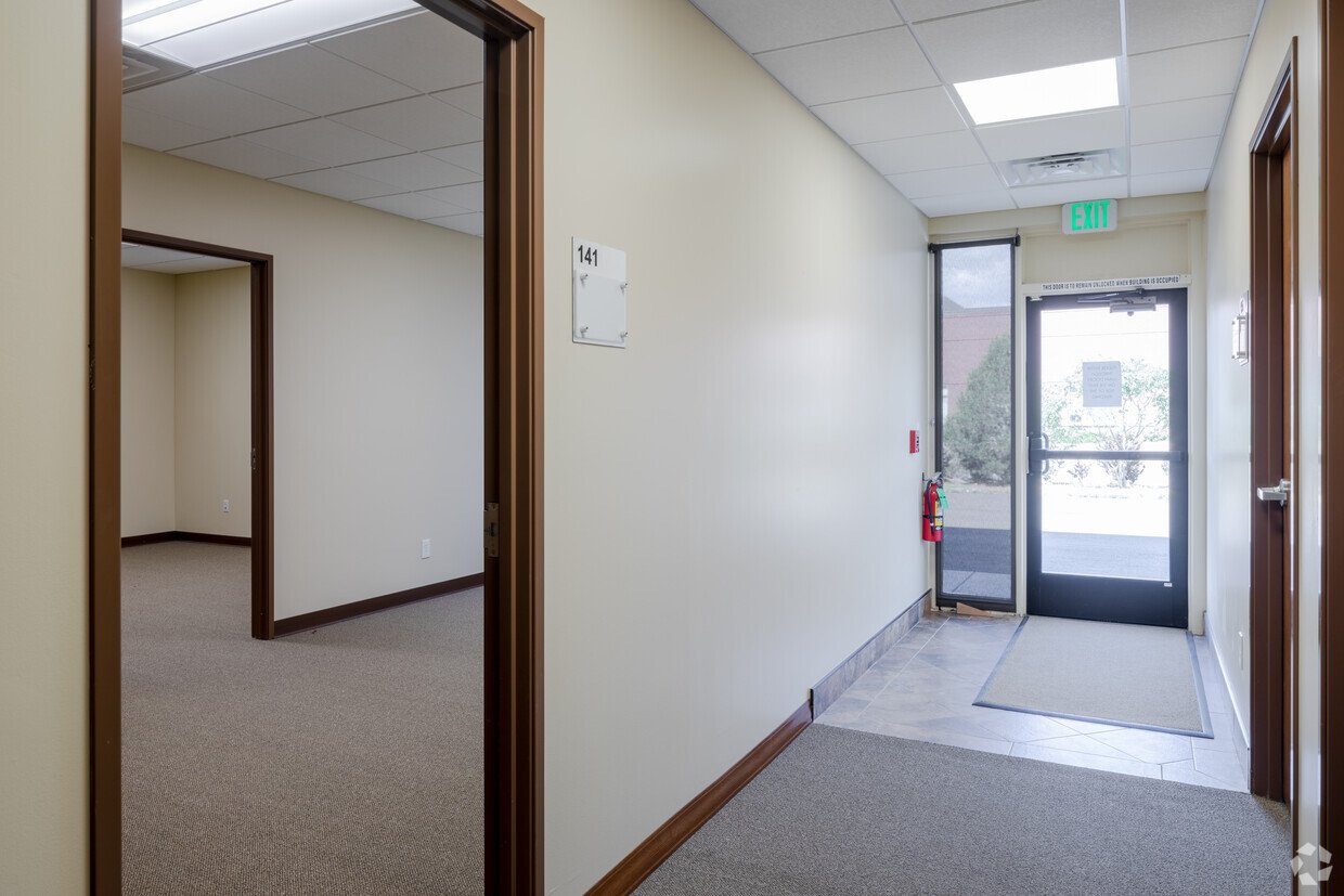 Executive Suites | Westminster | CSI Business Center