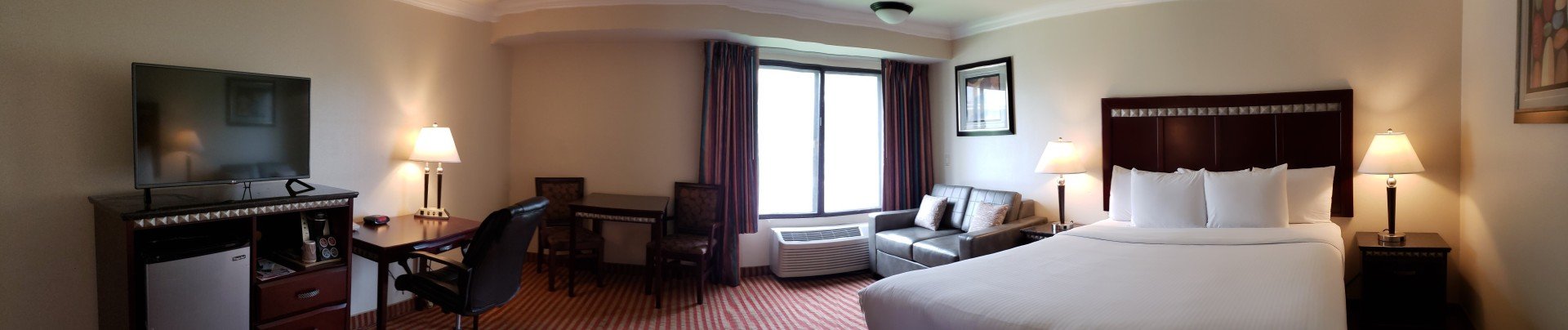 Oak Tree Inn - Monrovia, CA - Affordable Rooms