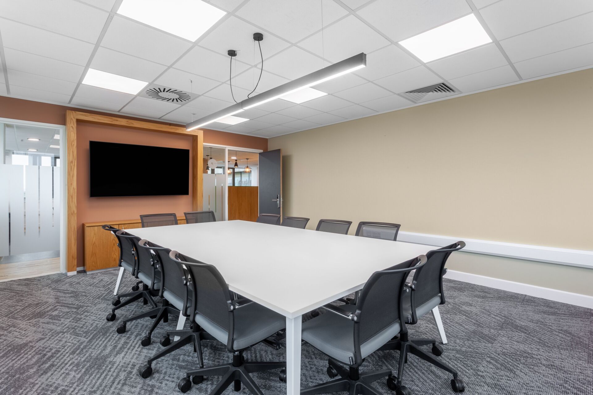 Regus