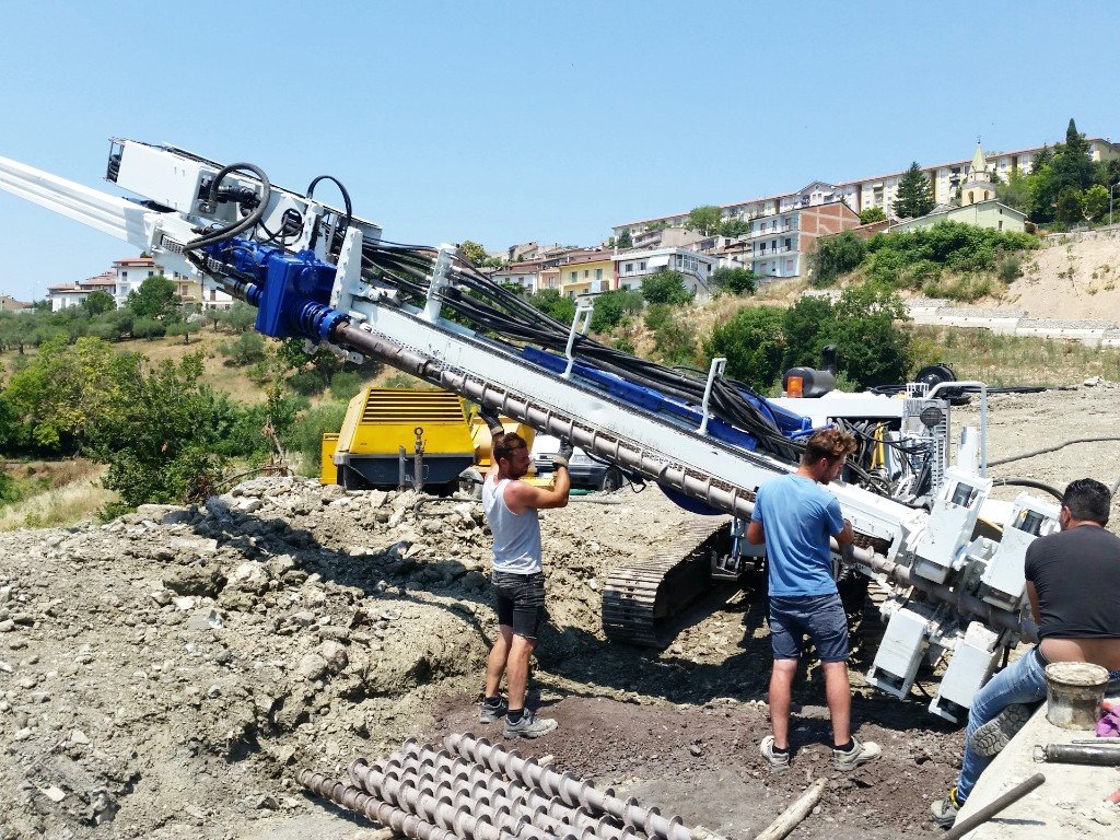 Perforazione di pozzi | Paduli, BN | Trivelpozzi M&D Mercuri