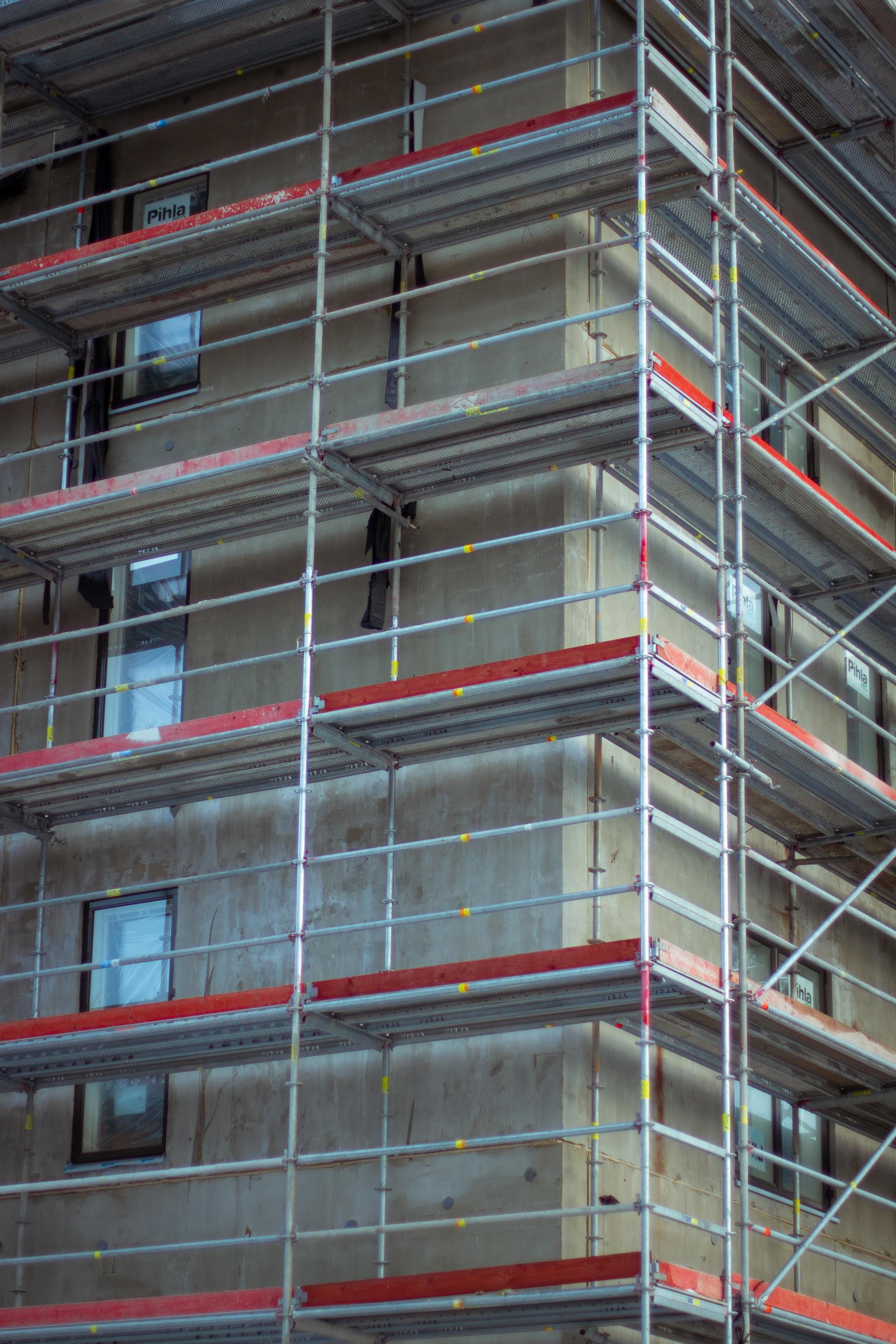 What to Know About Scaffolding Safety